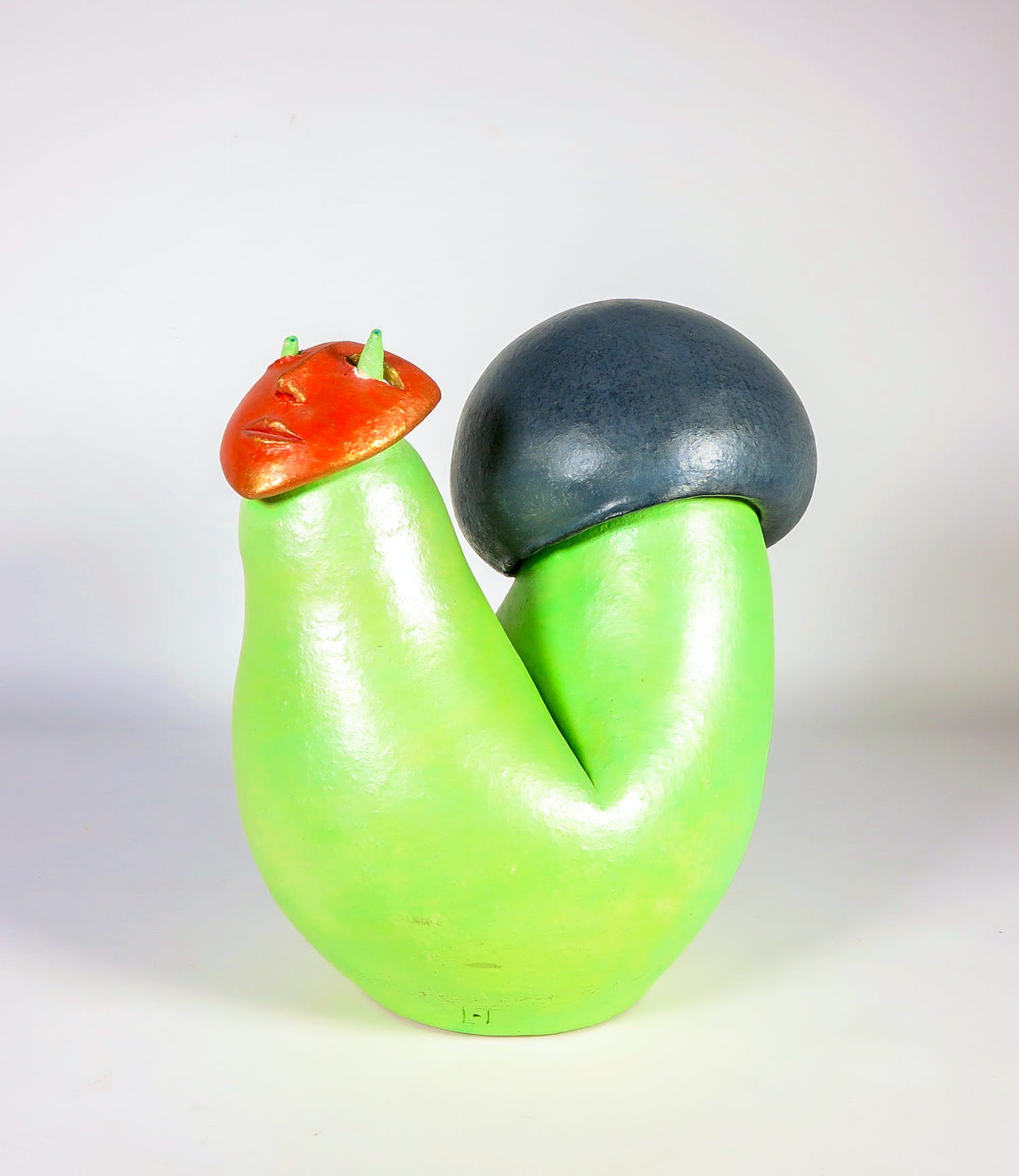 Charlotte Brandt - Keramieken beeld, Slak Verkocht | Kunstveiling.be